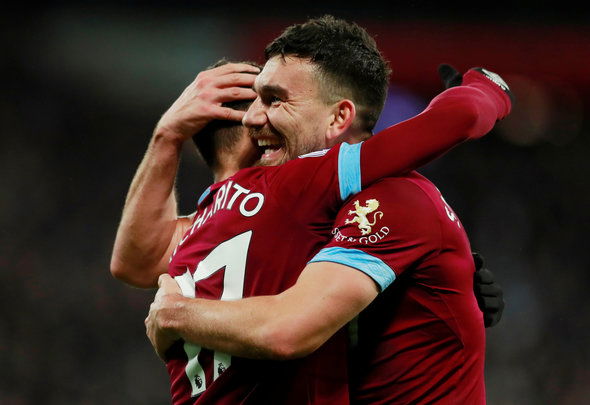 McAvennie tweets Snodgrass | Forever West Ham