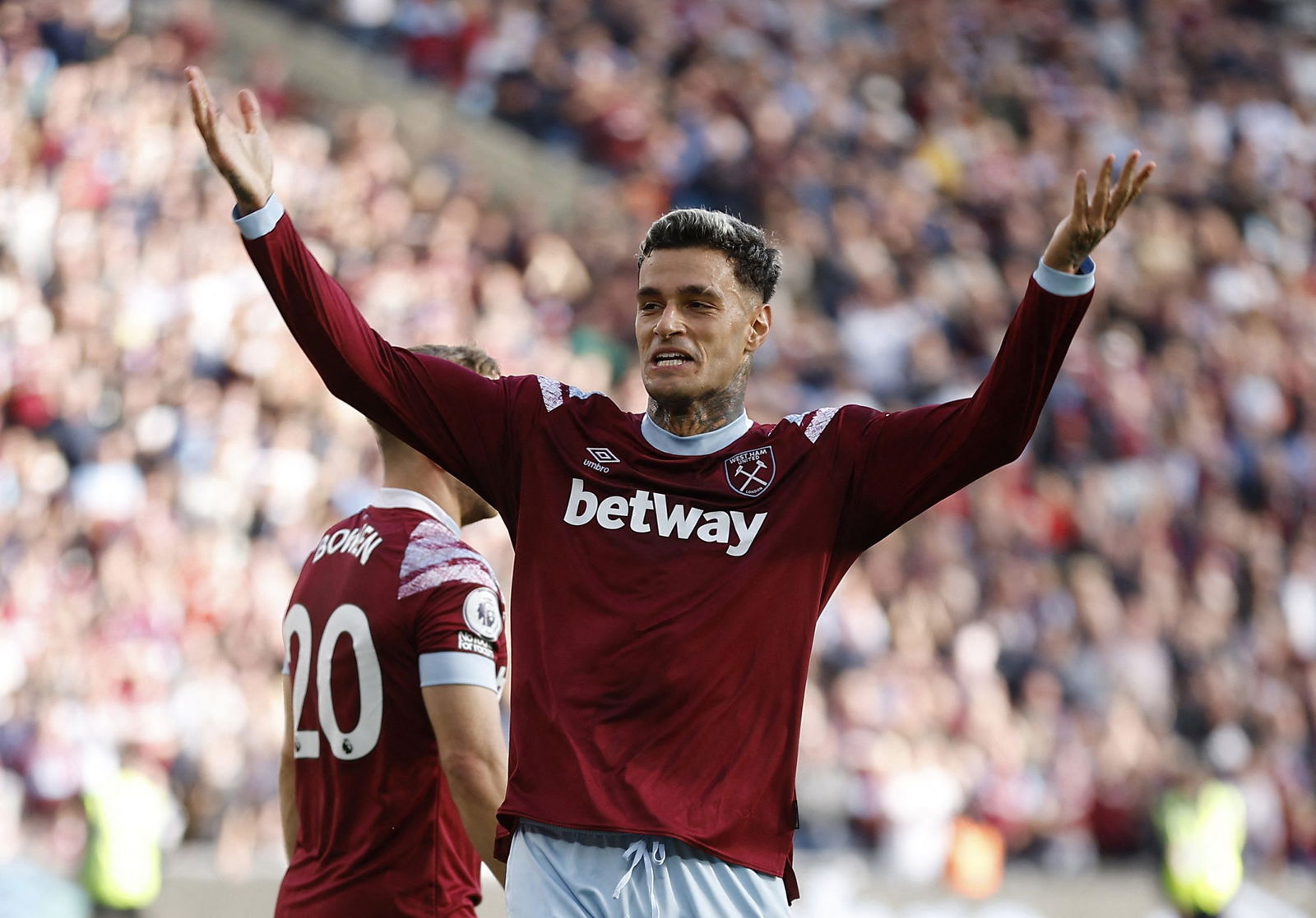 Journalist drops exciting Scamacca prediction | Forever West Ham